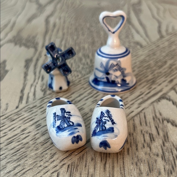 Delft | Accents | Delft Blue And White Ceramic Miniature Collectibles ...